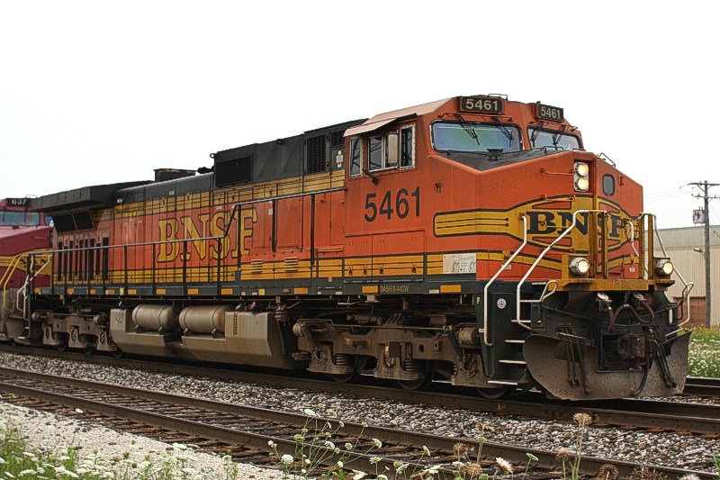 BNSF 5461